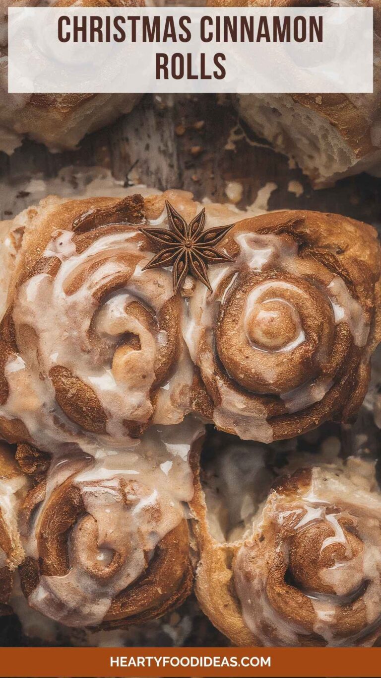 Christmas Cinnamon Rolls - Hearty Food Ideas